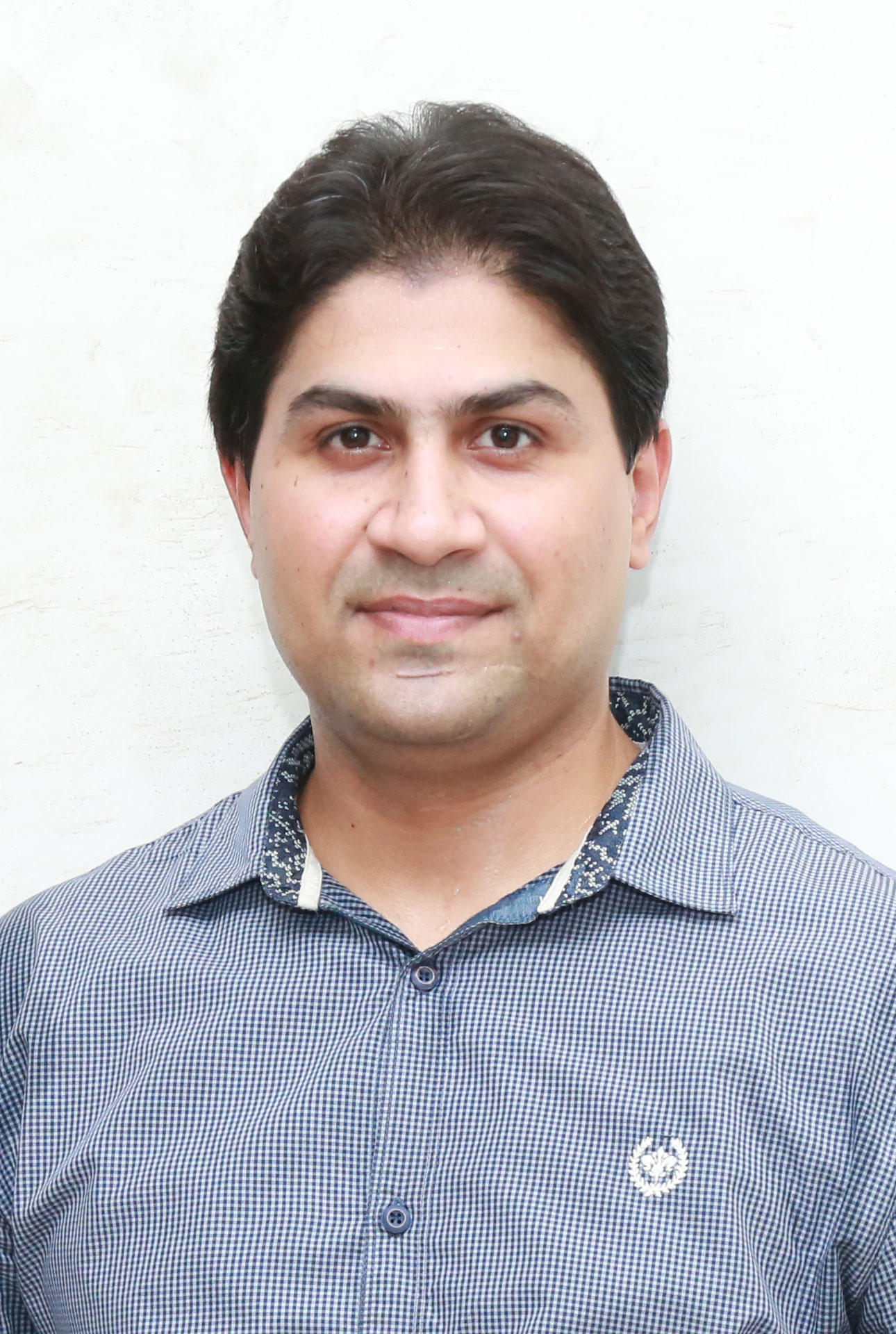 About | Zeeshan Elahi